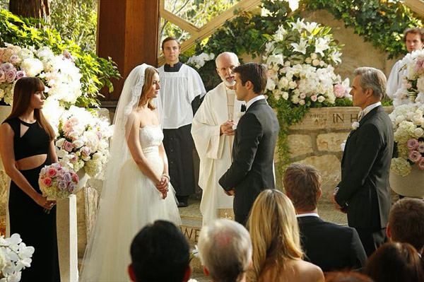 Emily VanCamp ♥ Joshua Bowman - Constance Zahn