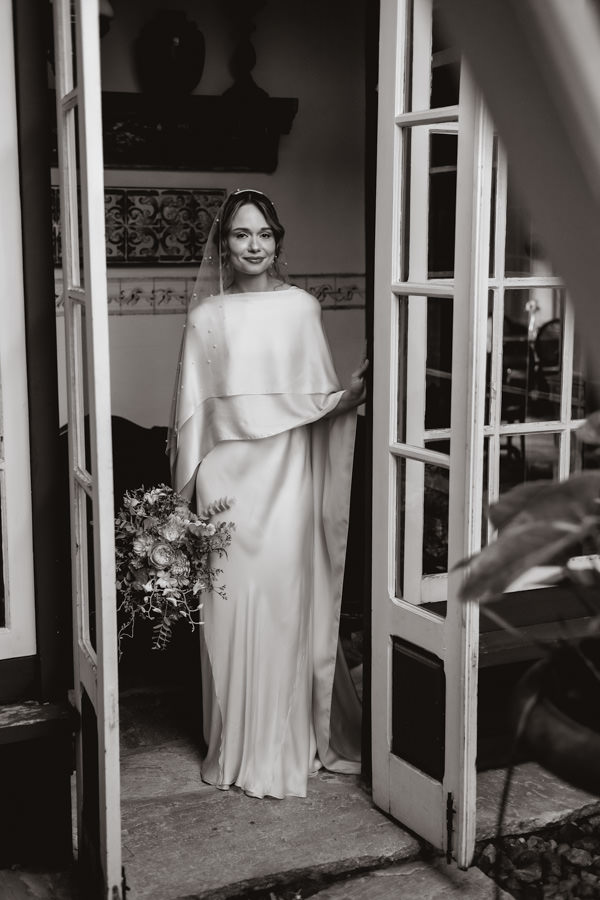 Destination wedding ao ar livre em Ouro Preto: Bruna + Dom