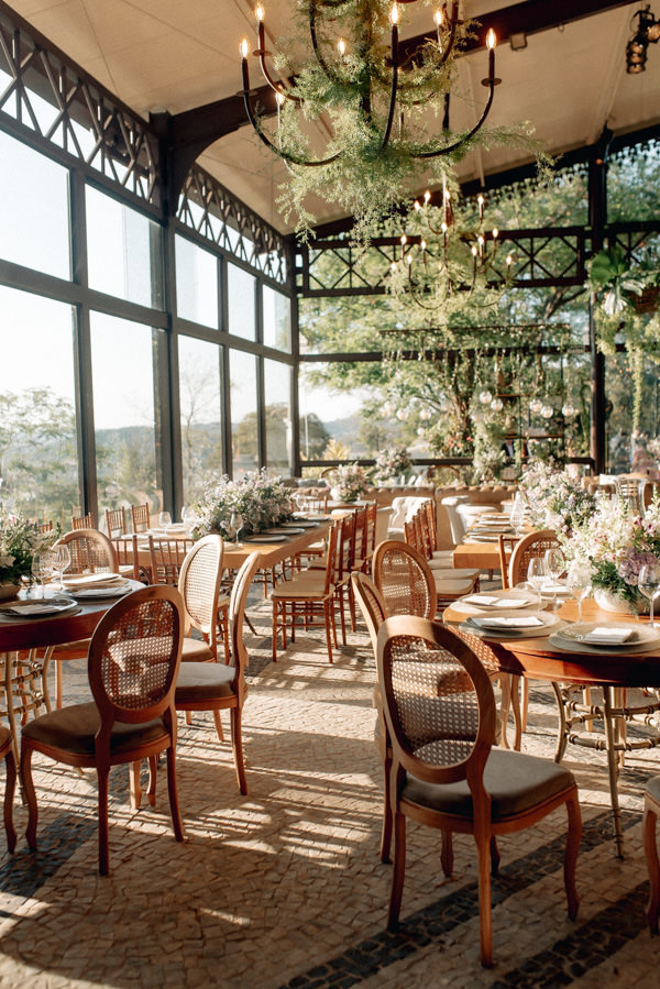 Destination wedding em Ouro Preto ao pôr do sol: Marina + Gualter